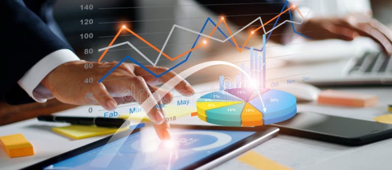 2025 Business Trends: Jobs, Retail Turmoil, AI Powerhouses, and New ...